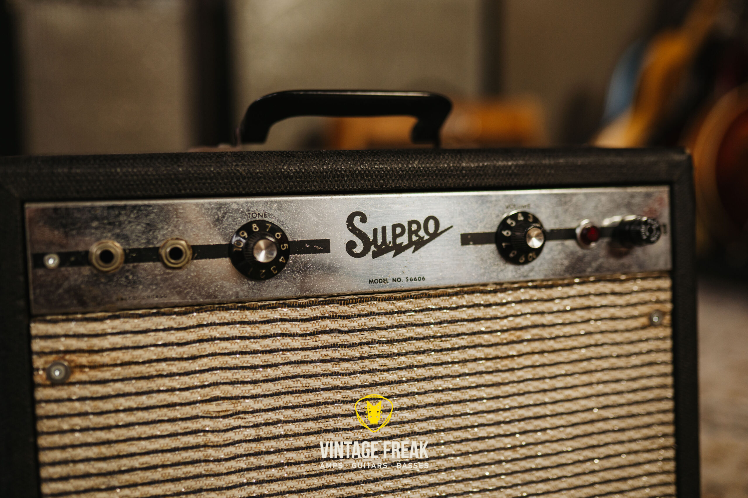 Supro Super Six S6606 60’s – Discover Rare Vintage Treasures at Vintage ...